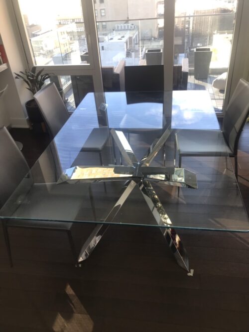 Custom Glass Table Top in New York - Custom Glass and Mirror NYC